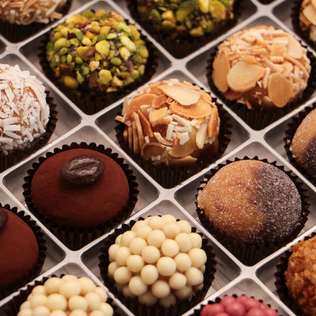 Large Party Box (60 pcs.) – Mary's Brigadeiro